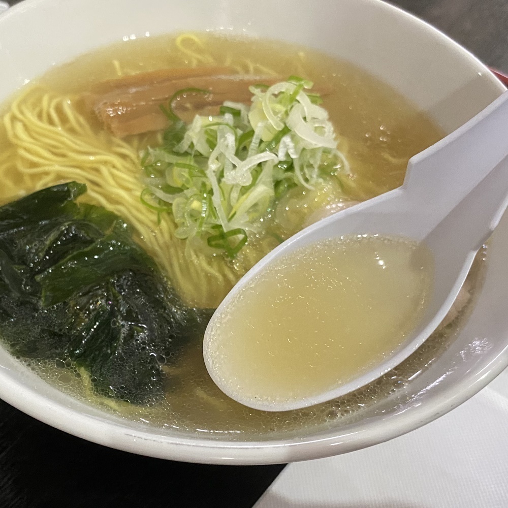 あっさりだけど味わい深く口の中に旨みが広がる激旨ラーメン3杯 | asatan